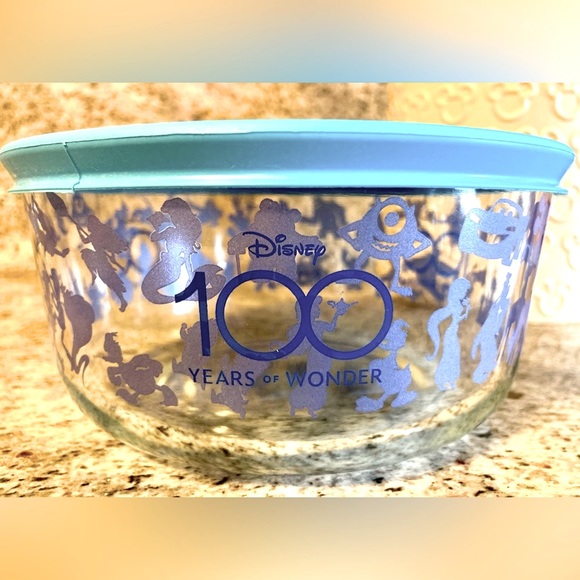 Pyrex | Kitchen | Disney 0 Year Anniversary Pyrex 4 Cup Container With ...